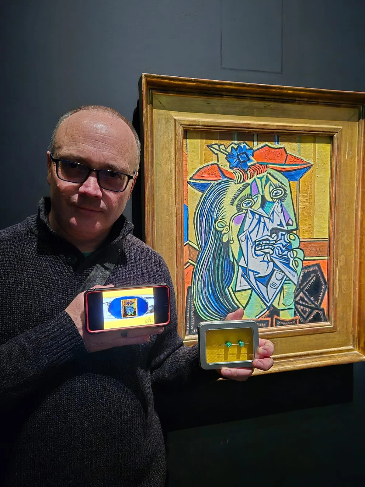Artist recreates Picasso’s famous painting inside eye of a needle ...