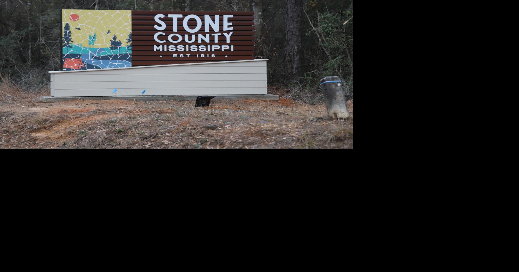 EDP Replaces County Signage | News | stonecountyenterprise.com