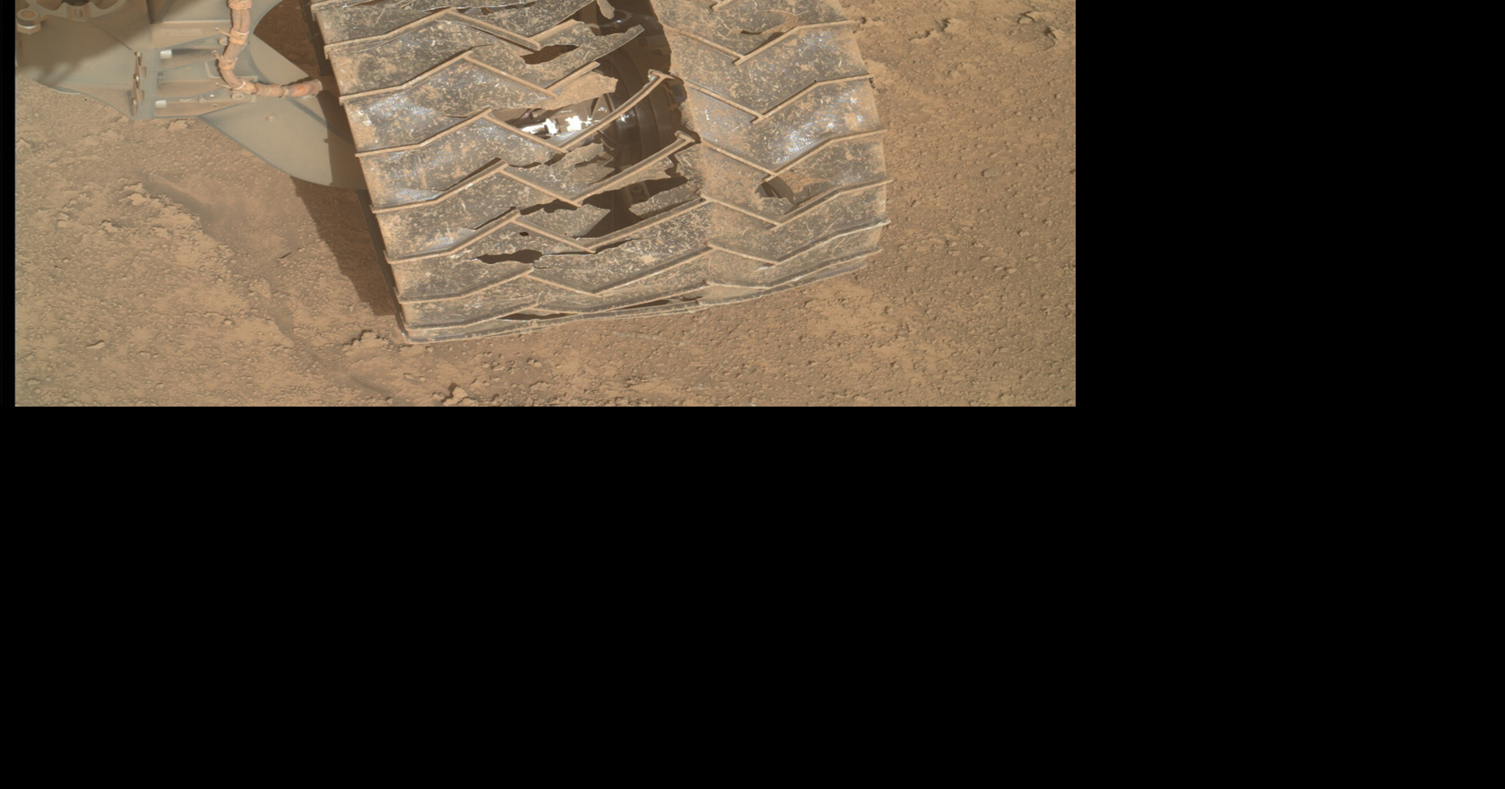 Flat tire in space? Mars rover has damaged wheel | National ...
