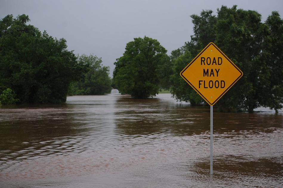 More photos of flood waters in Stillwater | News | stwnewspress.com
