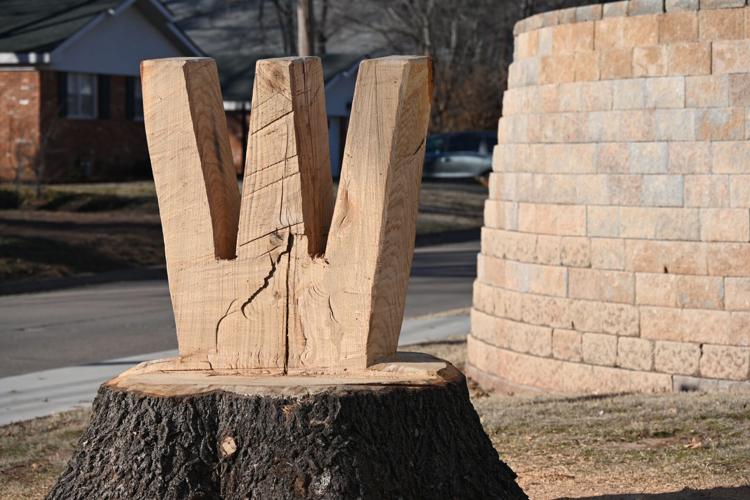 Stillwater man seeks to save tree carving | Local News | stwnewspress.com
