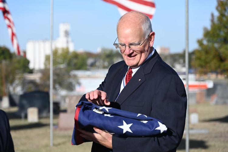 Veterans Day ceremony at Fairlawn | News | stwnewspress.com