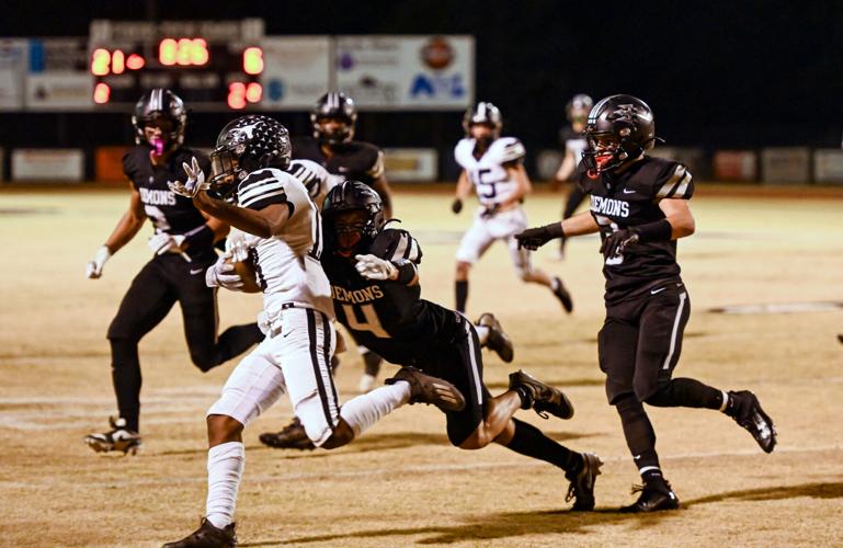 PHOTO GALLERY: Perkins-Tryon football dominant in first round of ...