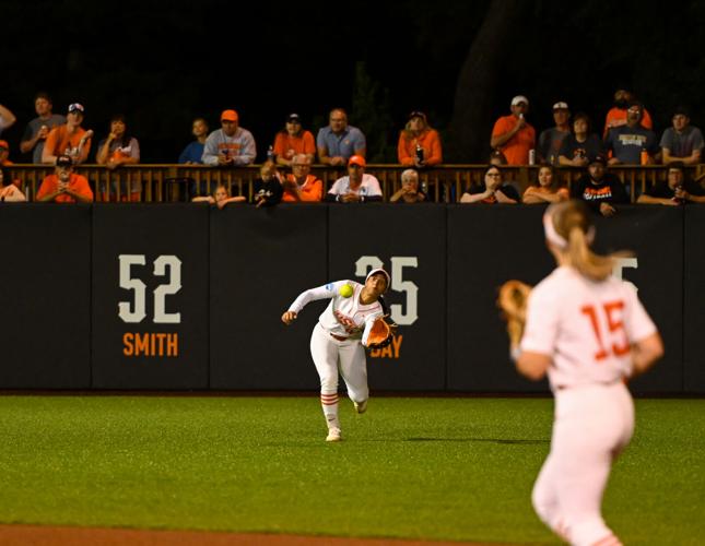 PHOTO GALLERY: Cowgirl softball rolls past Oregon in Game 1 of Super ...