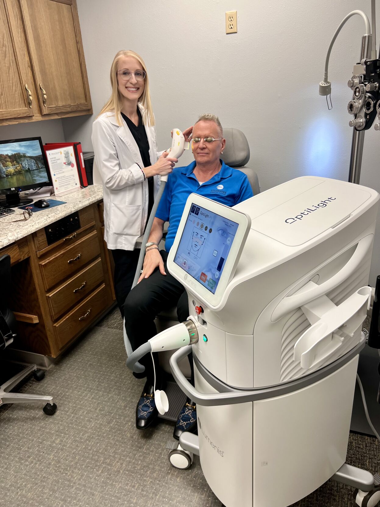 First-ever treatment of its kind to stop chronic dry eye offered at ...