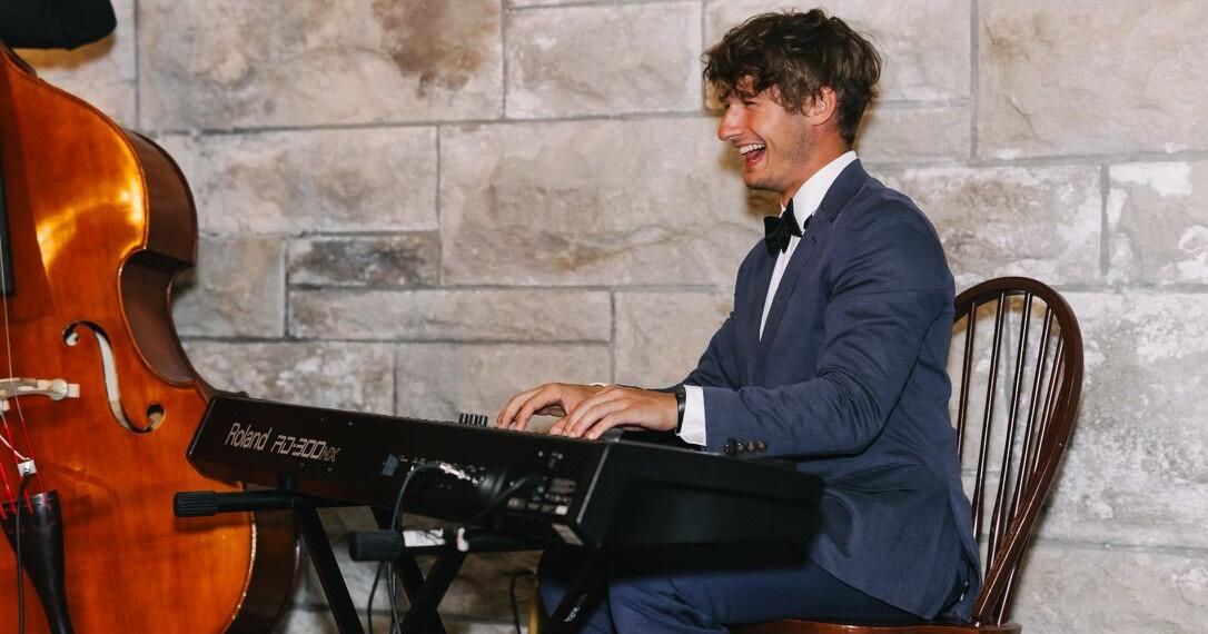 OSU music student entertains The Strip with late-night live music ...