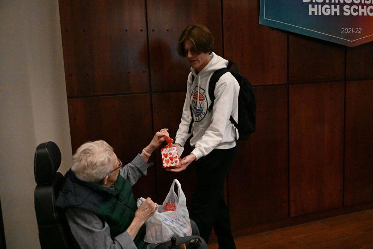 Primrose Retirement Community pays it forward with 'Random Acts of ...