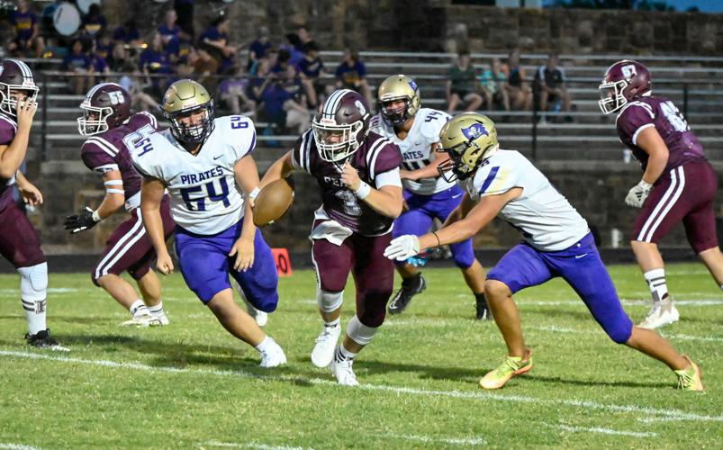 PHOTO GALLERY: Perry High football opens season against Mannford with ...