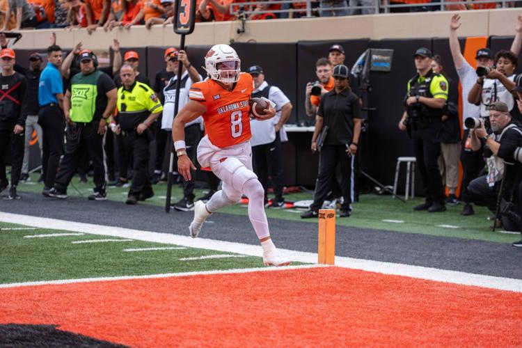 Hauss Hejny kickstarts offense before injury, Zane Flores closes out ...