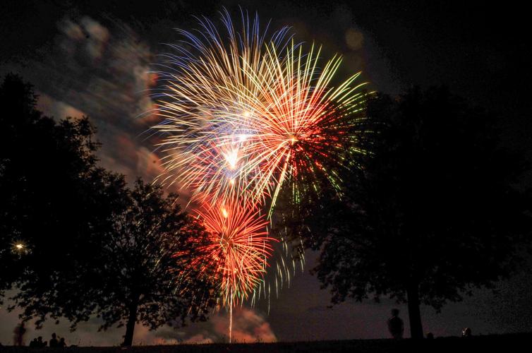 SLIDESHOW: Boomer Blast fireworks | Gallery | stwnewspress.com