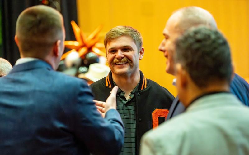 REPORT: Oklahoma State coach Eric Morris to hire Skyler Cassity as ...