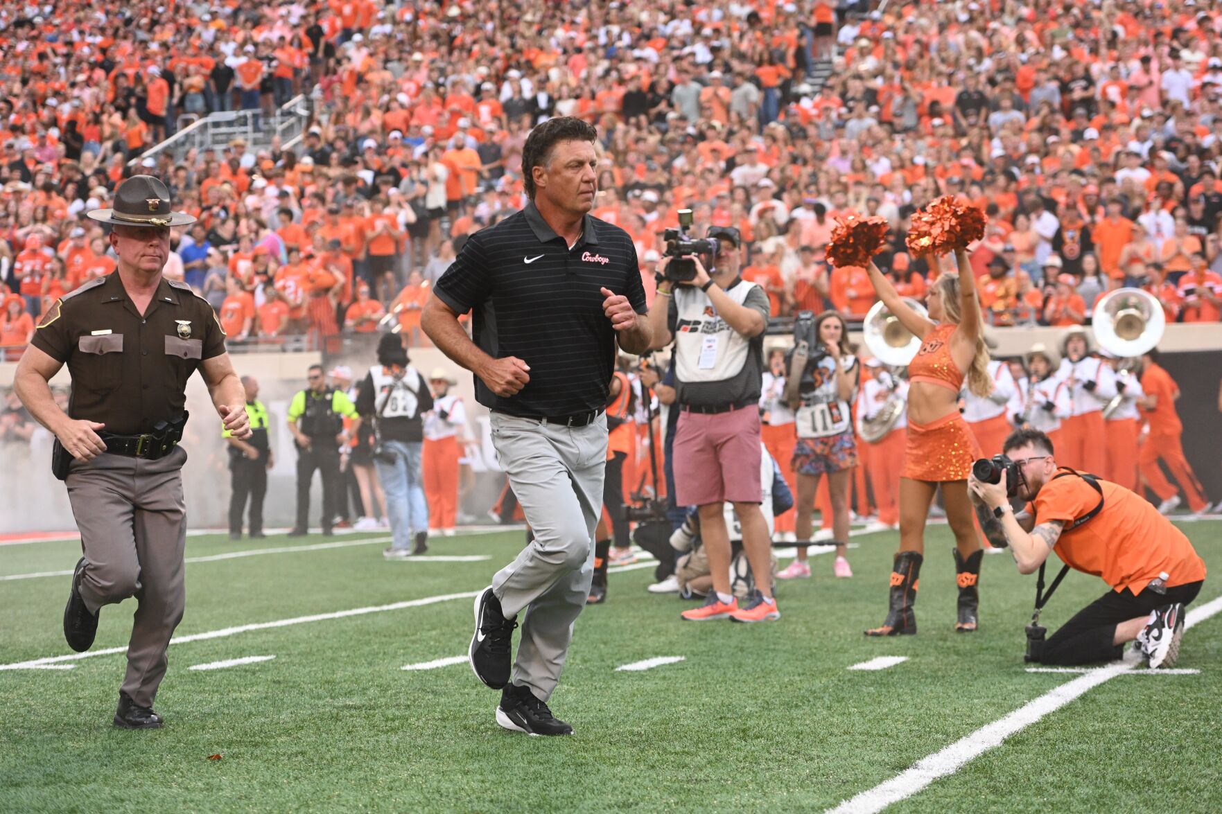 'We spend to win': Oregon coach Dan Lanning responds to Mike Gundy ...