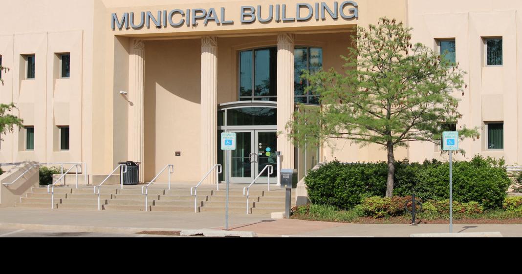 City of Stillwater continues new city hall hours under pilot program ...