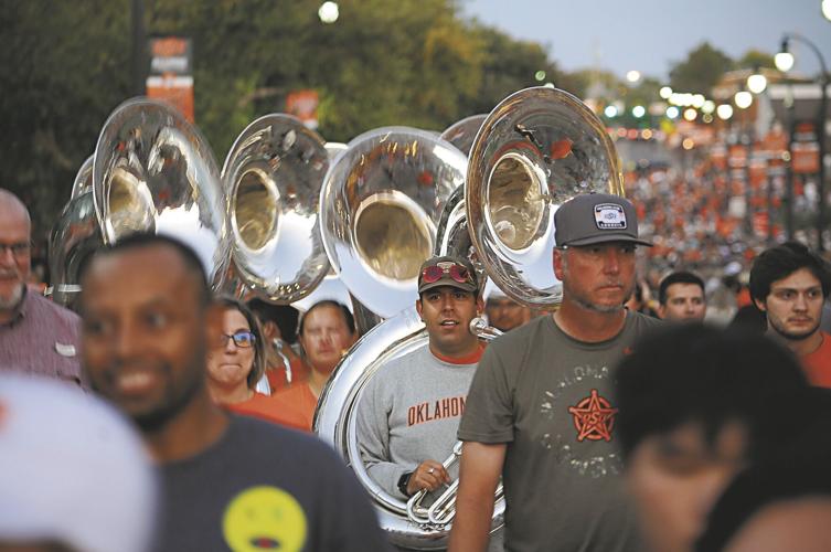 PHOTO GALLERY: 2022 OSU Homecoming Walkaround | Gallery | stwnewspress.com