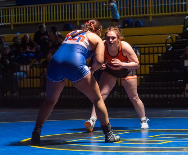 Fipps 'shows out' with comeback win in Cowgirl wrestling's debut home ...