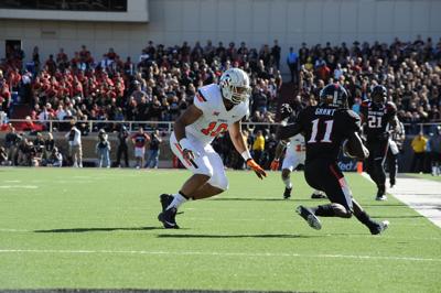 Seth Jacobs playing with injury to give Oklahoma State stability ...