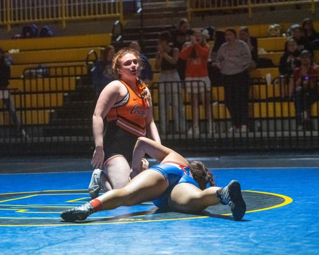 Fipps 'shows out' with comeback win in Cowgirl wrestling's debut home ...