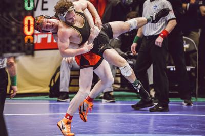 Cowboys advance six wrestlers through first round of NCAA | Sports ...