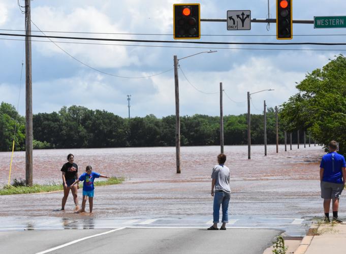 PHOTO GALLERY: Storm damage near Perry and flooding in Stillwater ...