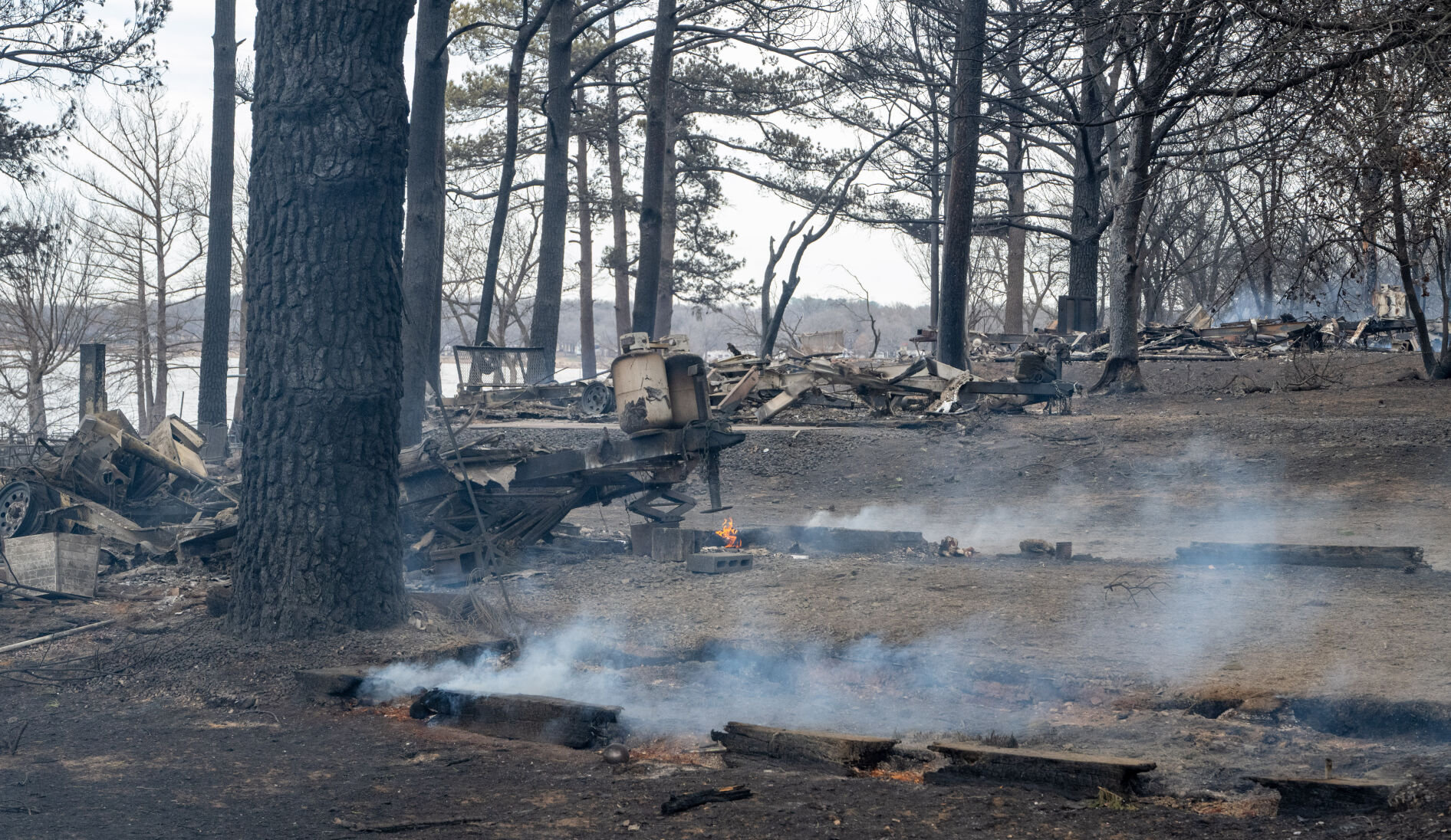 PHOTO GALLERY: Multiple mobile structures burn on west side of ...