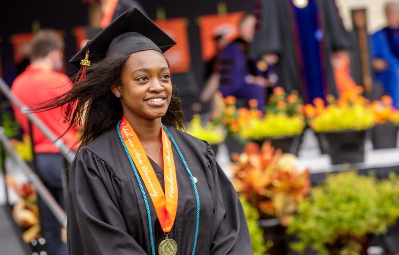 Hargis recognizes 'extra special' class of OSU graduates | News ...