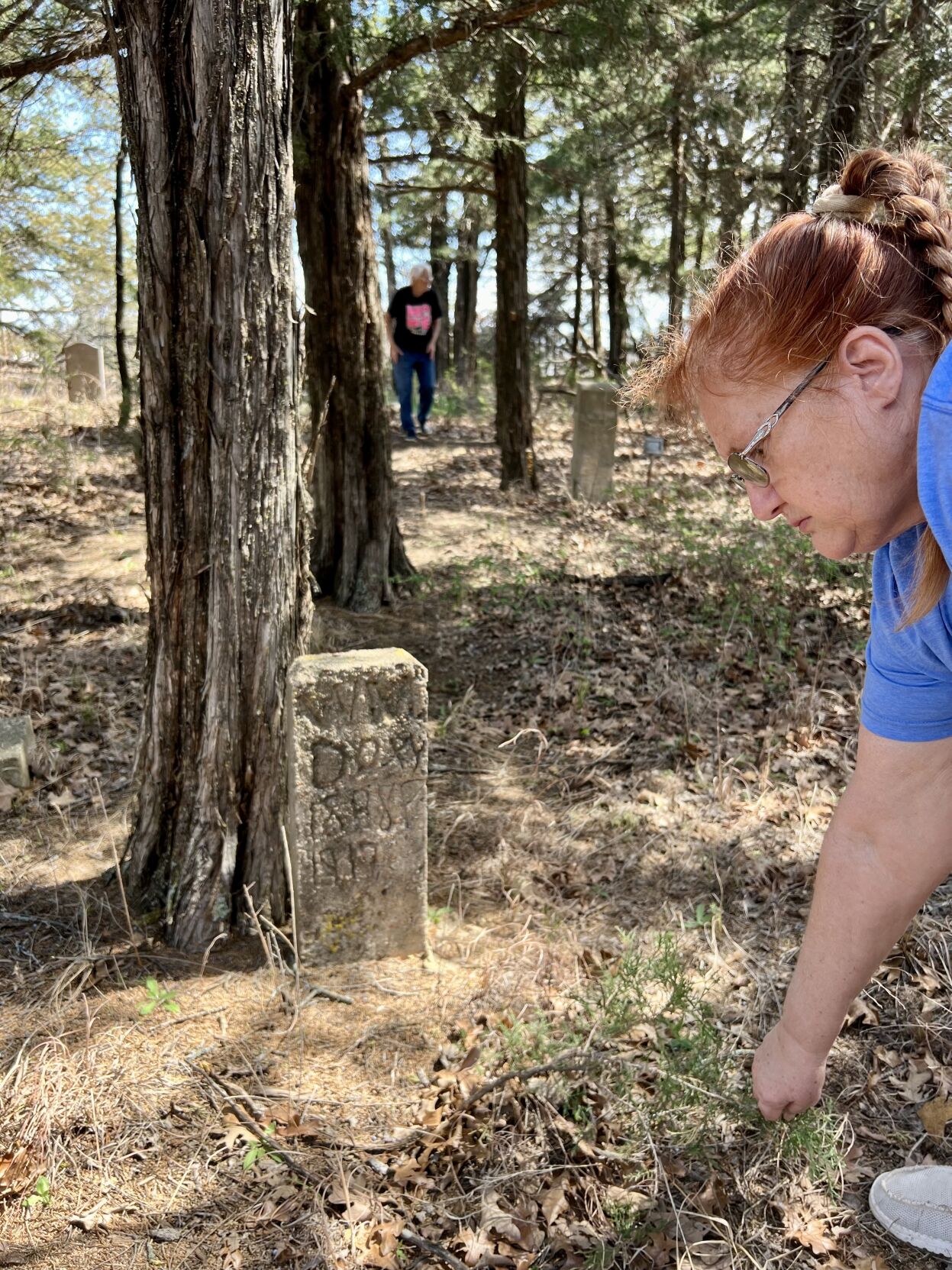 Oklahoma’s 'invisible cemeteries' and two local women who find them ...