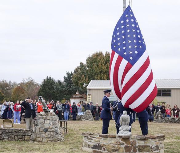 Fairlawn Cemetery honors men, women of armed forces | News ...
