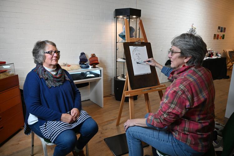 Modella Gallery hosts Holiday Market: Small Works | News | stwnewspress.com