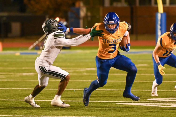 PHOTO GALLERY: Stillwater fends off Muskogee in district championship ...