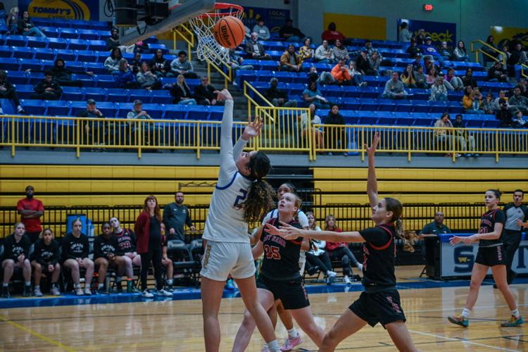 'Being refined daily': Stillwater girl's basketball coach Scott Morris ...