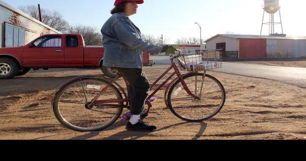 Perkins woman cares for town’s homeless felines | Local News ...