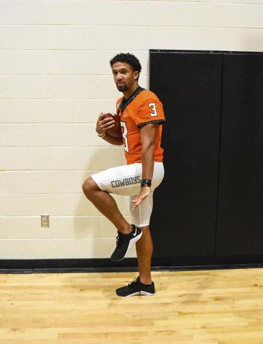 GAME DAY: Spencer Sanders' family got chance to see his first college ...