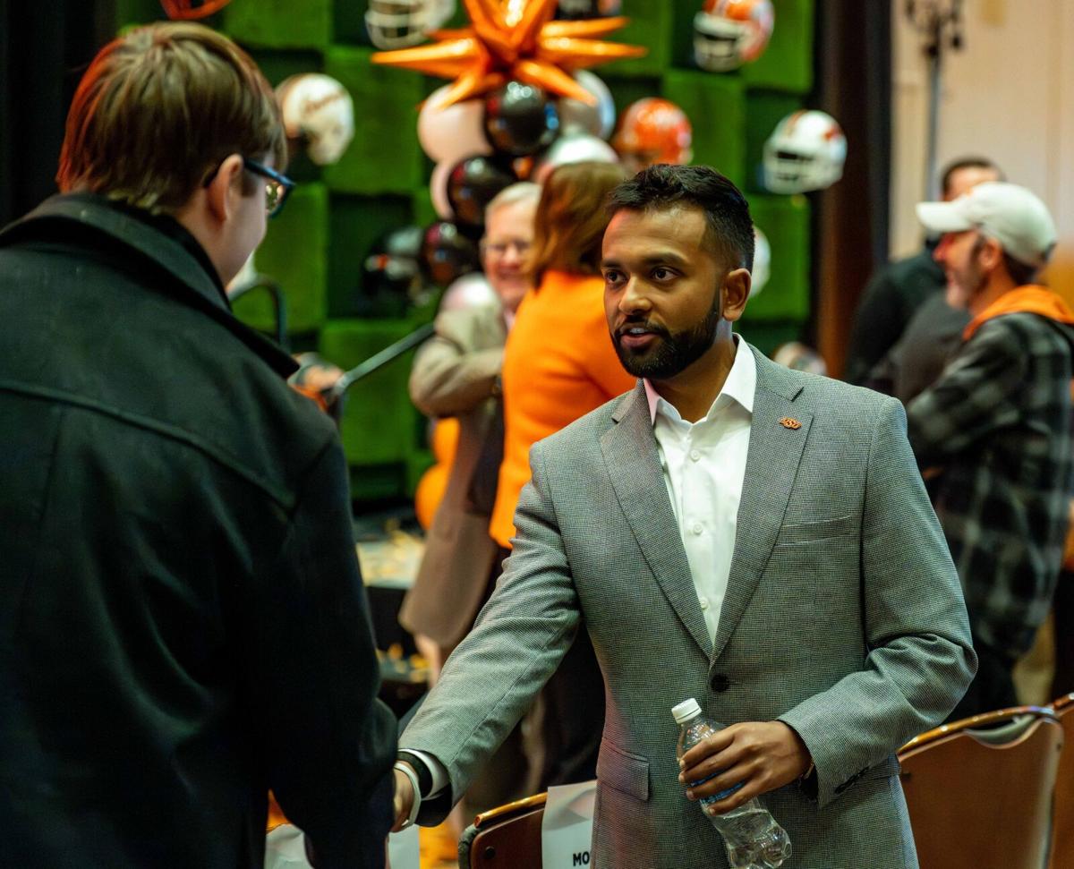 Eric Morris hires Rolando Surita, Raj Murti to Oklahoma State football ...