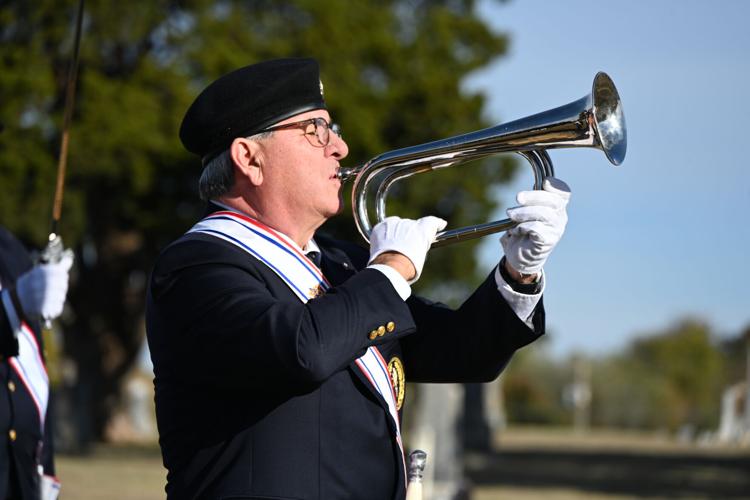 Veterans Day ceremony at Fairlawn | News | stwnewspress.com