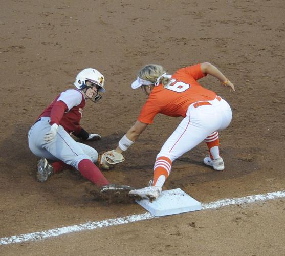 Lynch extends hitting streak to 18 in 10-2 victory over Cyclones ...