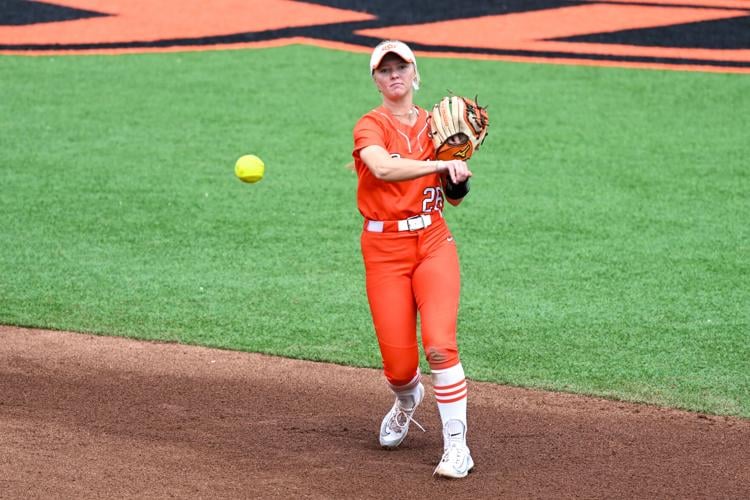 PHOTO GALLERY: Cowgirl softball wins home series against No. 2 Texas ...