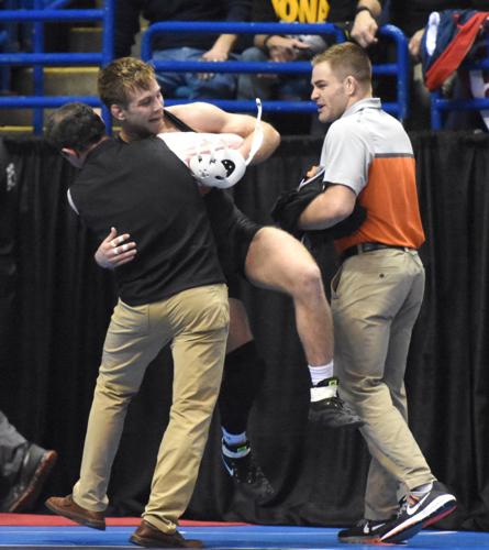 NCAA Wrestling: Friday night session | Gallery | stwnewspress.com