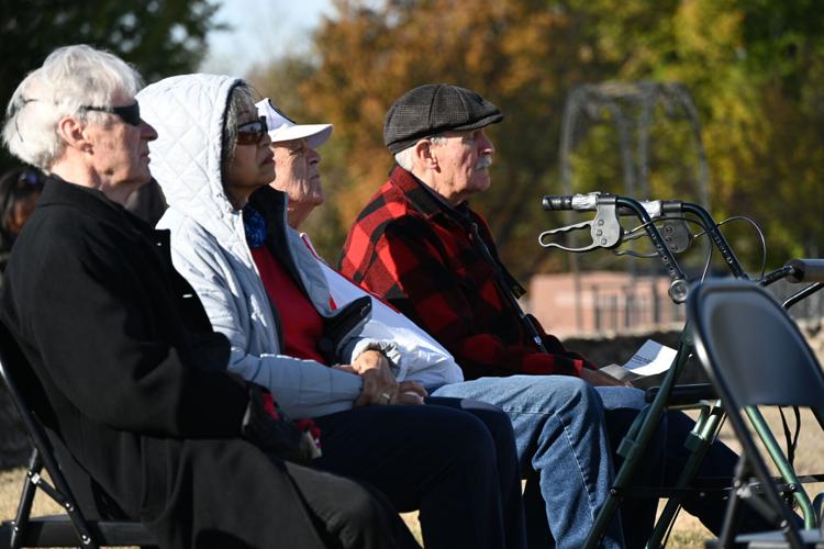 Veterans Day ceremony at Fairlawn | News | stwnewspress.com