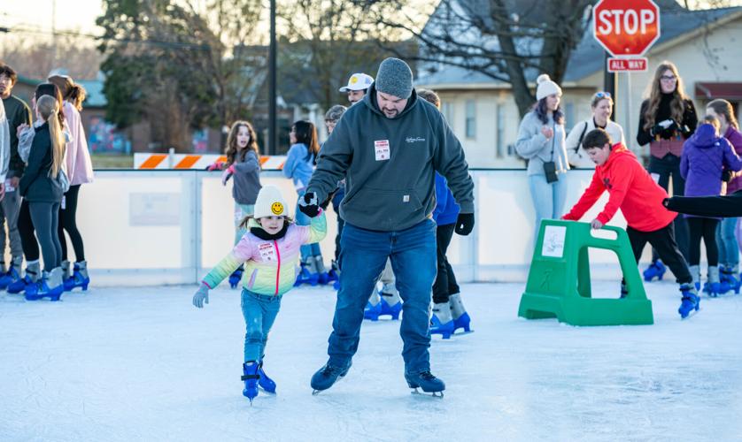 PHOTO GALLERY: Holiday atmosphere surrounds Block 34 with market ...