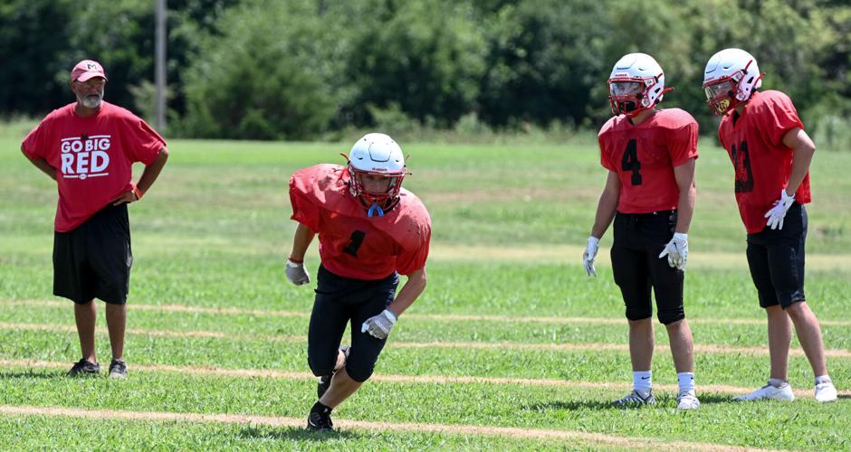 PHOTO GALLERY: Morrison football team gets to work under sweltering sun ...