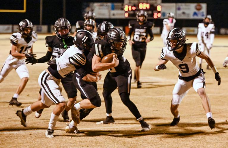 PHOTO GALLERY: Perkins-Tryon football dominant in first round of ...