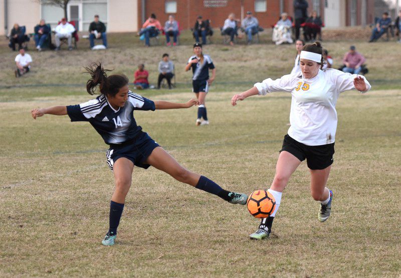 Lady Pioneers finish fourth at Stillwater Cup | Sports | stwnewspress.com