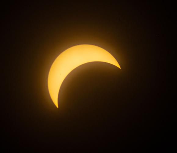 PHOTO GALLERY: Near total solar eclipse in Stillwater | Gallery | stwnewspress.com