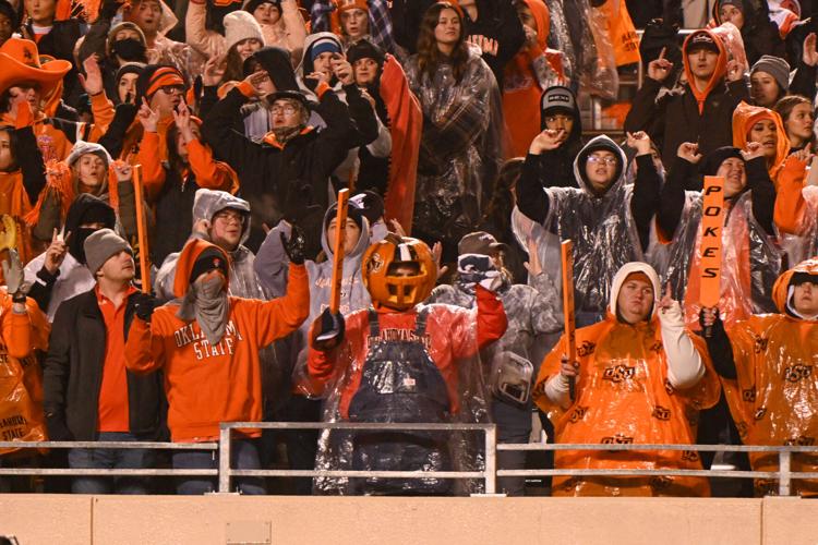 PHOTO GALLERY: Oklahoma State routs Cincy on homecoming to win fourth ...
