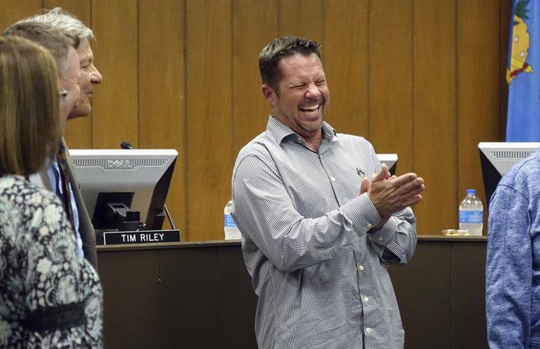 Gudgel bids adieu to school board | News | stwnewspress.com