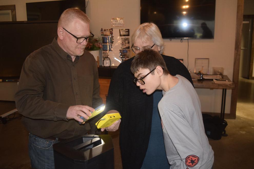 Greg Keller - Journalist Profile - Intelligent Relations