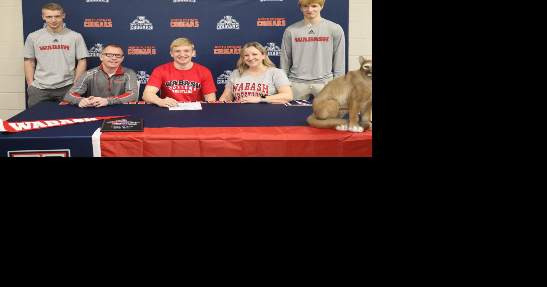 Lucas Murphy springboards joining Little Giant wrestling program with ...