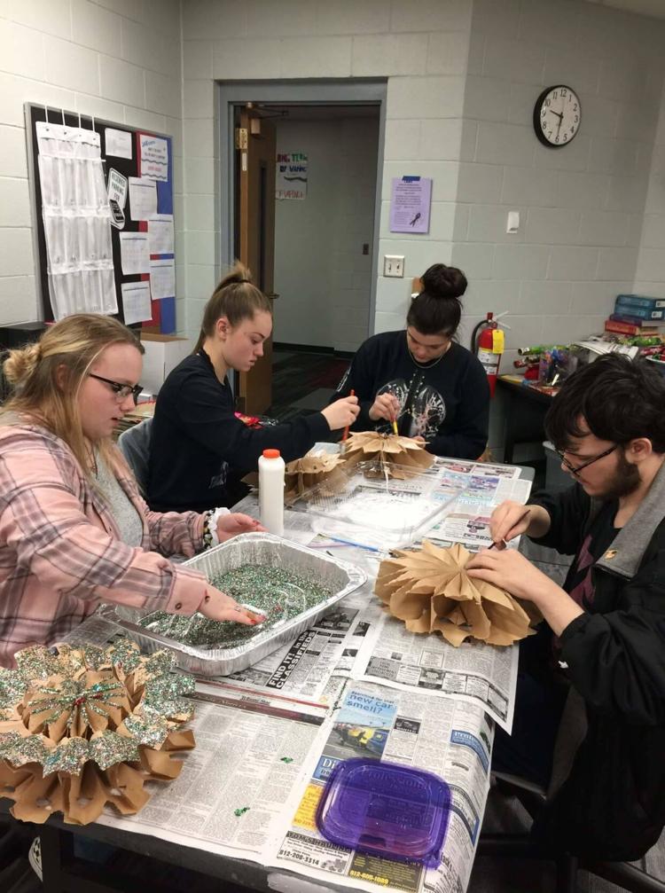 The Twelve Trees of Christmas | Archives | suncommercial.com