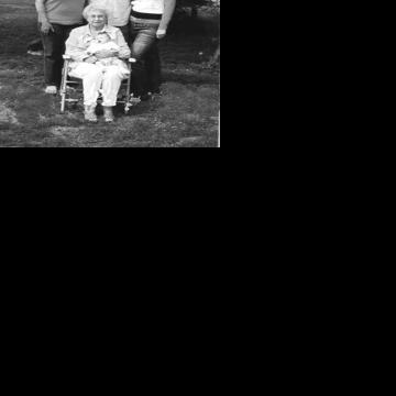 5 generations of the Mundy family | Archives | suncommercial.com