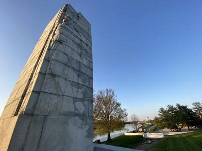 Lincoln Memorial Bridge closure, restoration creeps closer | News ...